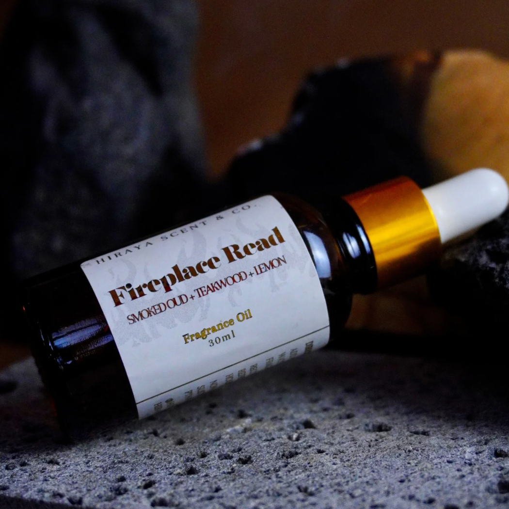 Fireplace Read Fragrance Oil 30ml – Hiraya Scent & Co Limited